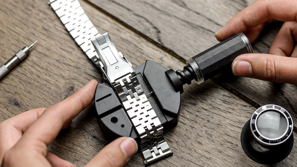 Do You Need a Tool to Open a Watch?